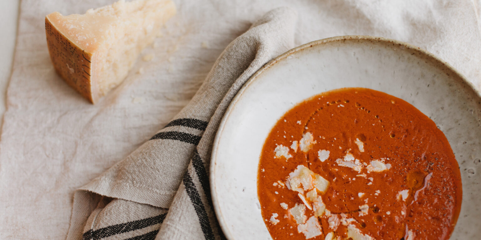 Super Bowl Wine Pairings: Cabernet Sauvignon & Game Day Eats - ONEHOPE Blog